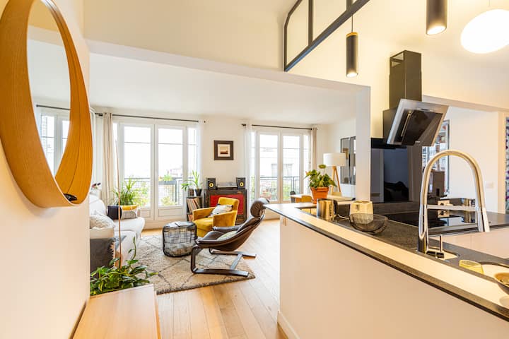 Beau 3 Pièces Avec Vue, Balcon, Lumineux Et Calme - Place de la Concorde