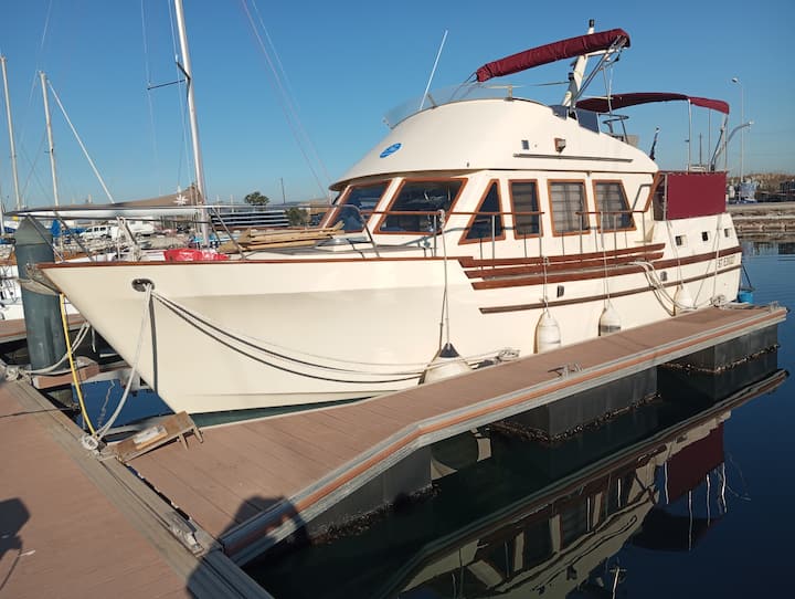 Nuitées à Bord De Papaye - Sète