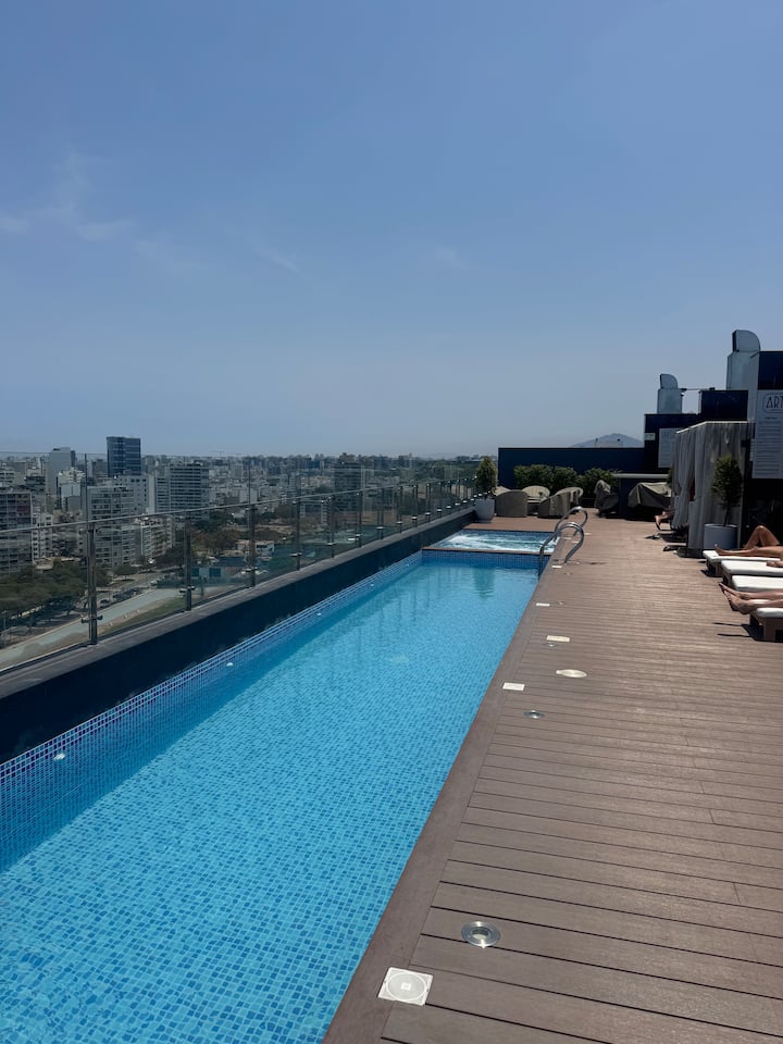 Barranco 2br | Jacuzzi Piscina Balcón | City View - Lima