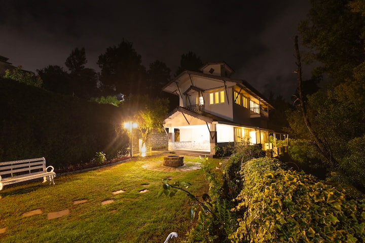 Atlast Villa 
3 Bedrooms  
The Entire Luxury Home - Ooty