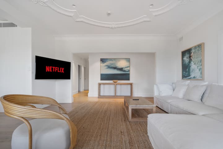 Luxe 3br Full-floor Suite W/ Views | Darling Point - Bondi Beach