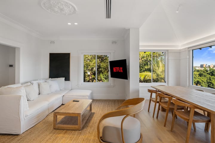 3br Entire Lvl Penthouse With Views Darling Point - Sydney