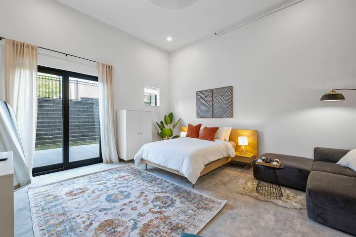 Stunning 1 Bed Studio Near Downtown Chattanooga - Signal Mountain, TN