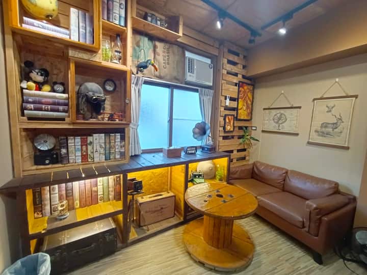 《世界探索屋-3b》成大博物館.台南火車站.車程7mins - Tainan City