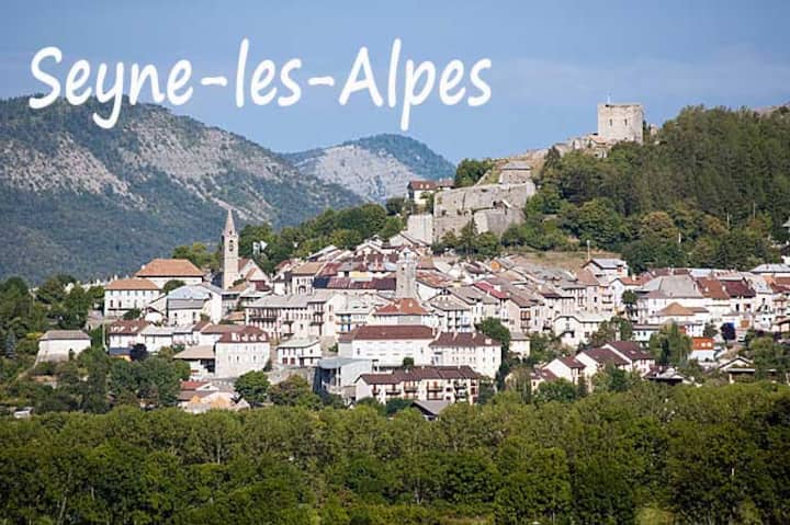 Location Seyne - Saint-Jean