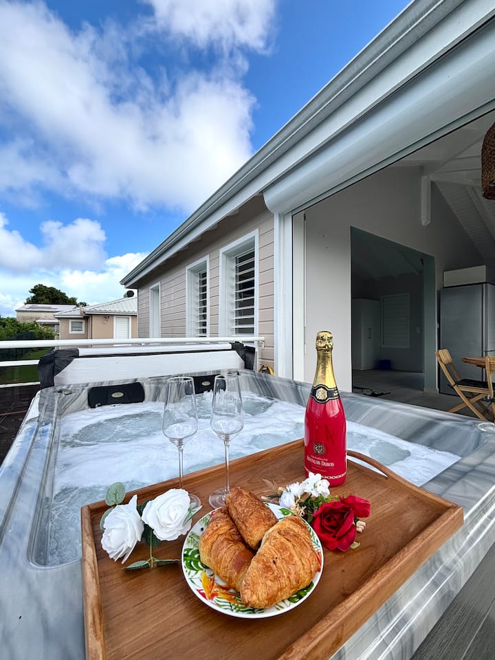 La Kazé Ma : Jacuzzi Privé  Et Proche Plages - Guadeloupe