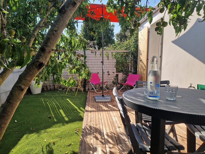 Maison Centre Saint-pierre Avec Jardin - La Cotinière