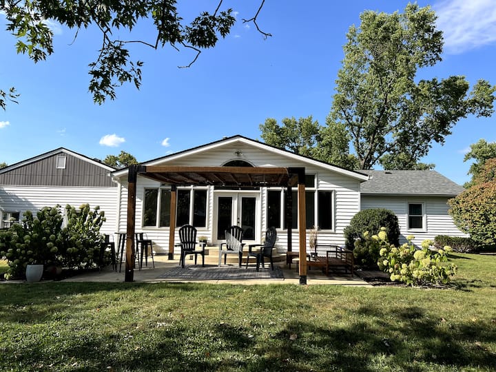 Updated Home Close To Campus - Bloomington