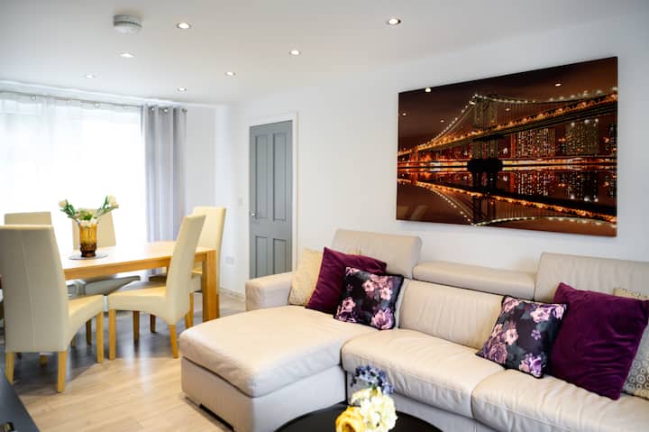 3-bed With 2x Space Driveway&garden/easy M1 Access - Nottingham