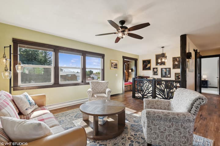 Wizard House With Secret Rooms - Kalispell, MT