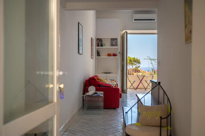 Dolce Vita Beach House By The Sea | Walk To Beach - Capri