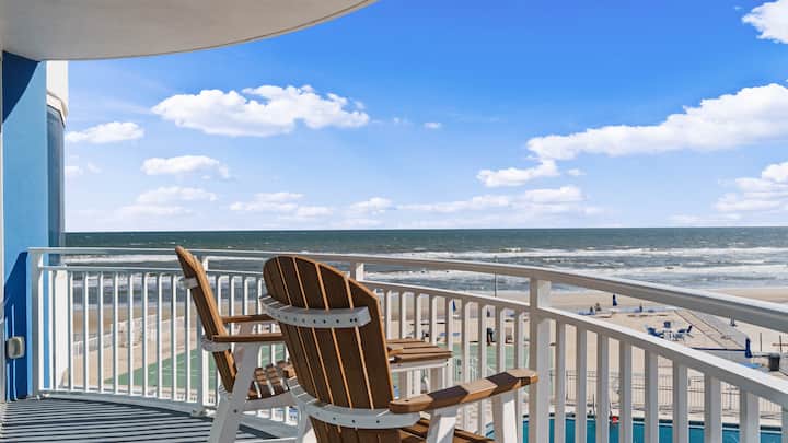 Oceanfront Gem 2bd/2ba @ Peck Plaza 5se - Daytona Beach Shores, FL