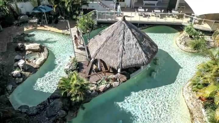 Noosa Resort 2br Poolside - Walk To Hastings St. - Noosa Heads