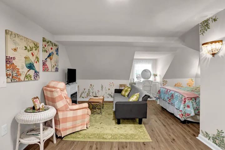 Tiny Teacup-historic Annesdale Studio Apt - Memphis, TN