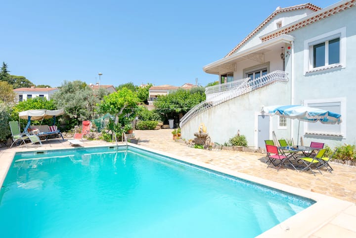 Superbe Haut De Villa Avec Piscine - La Garde