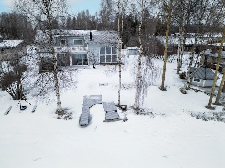 Polar River Villa: Family Home W/ Sauna + Hot Tub - Rovaniemi
