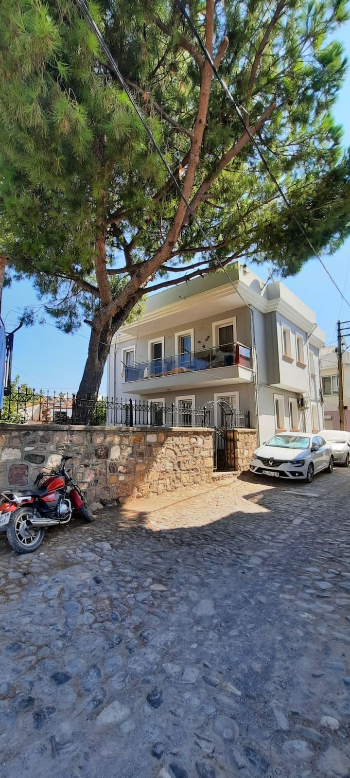 Cunda Sahil 300~m Plajlar Bölgesine 700~m Bahçeli. - Cunda Adası