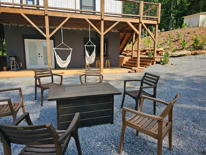 The Dam House On Lake Lure - Lake Lure, NC