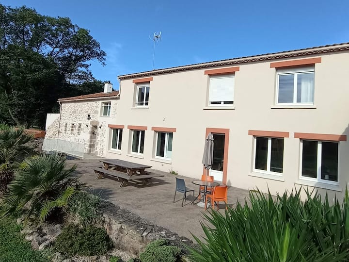 Auberge Des Quatre Moulines - Francia