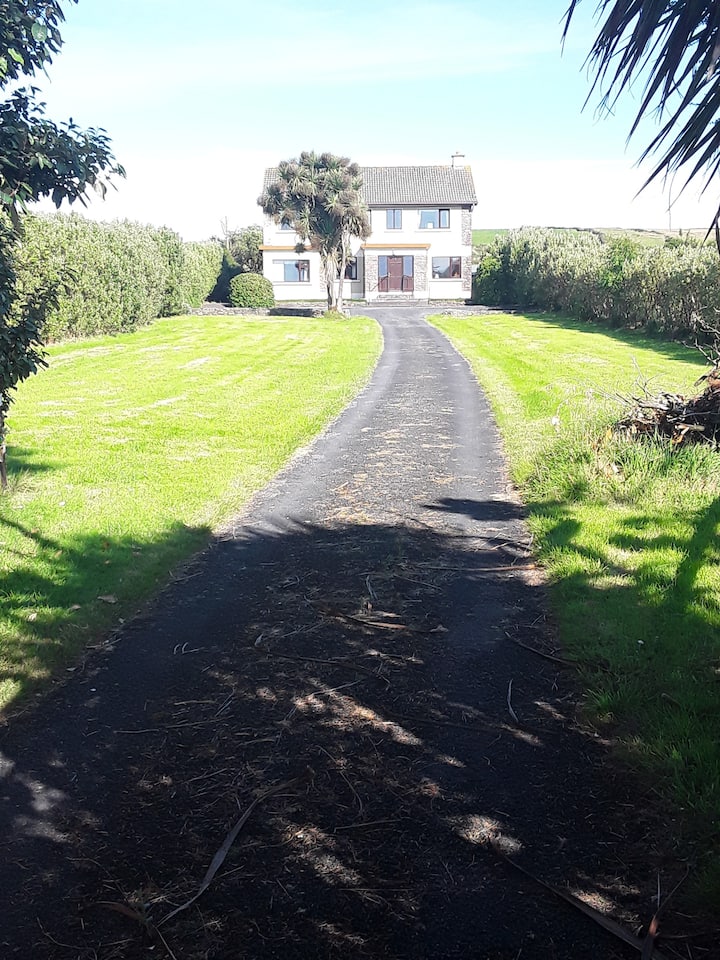 Ard Na Mara
Ballymore ,Ventry - Dingle
