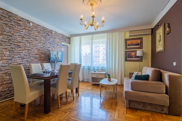 Flexible Selfcheckins 91 / Parking / 2 Bedrooms - Zagreb