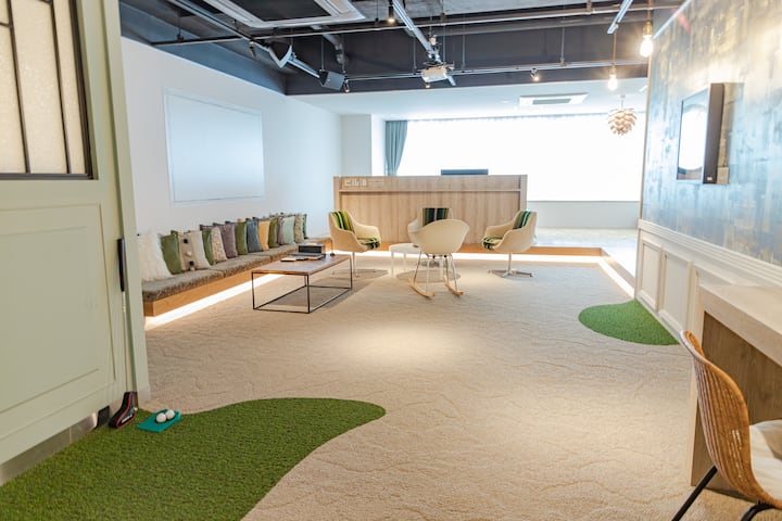 Birupaku - A Unique Designed Room With Mini Golf - Shizuoka, Japan