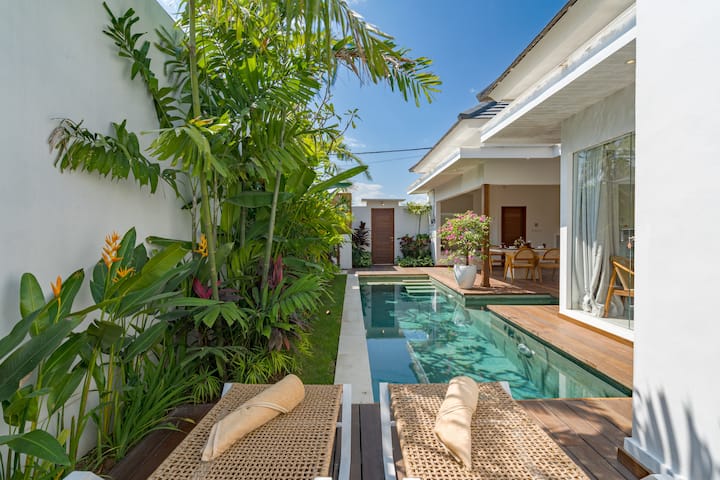 Villa Lior 1br Luxury Hideaway Next To The Beach - Indonesia
