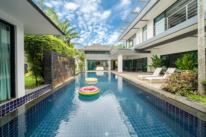 Bangtao 4-bedroom Villa | 15m Swimming Pool - Phuket