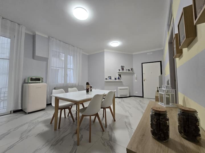 Central Elegant Flat - La Spezia - La Spezia