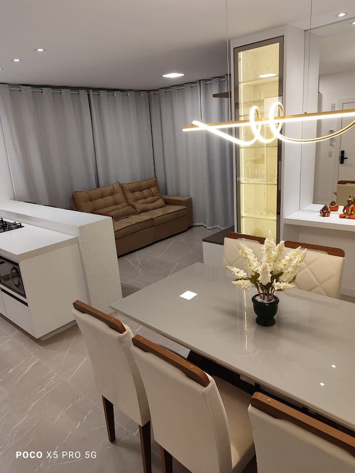 Apartamento Novo-meia Praia, Itapema. Prox. Do Mar - Itapema