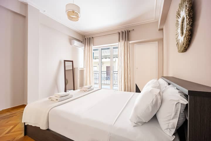 Gk Niki Family Apartment By Gk Hospitality Group - Athens