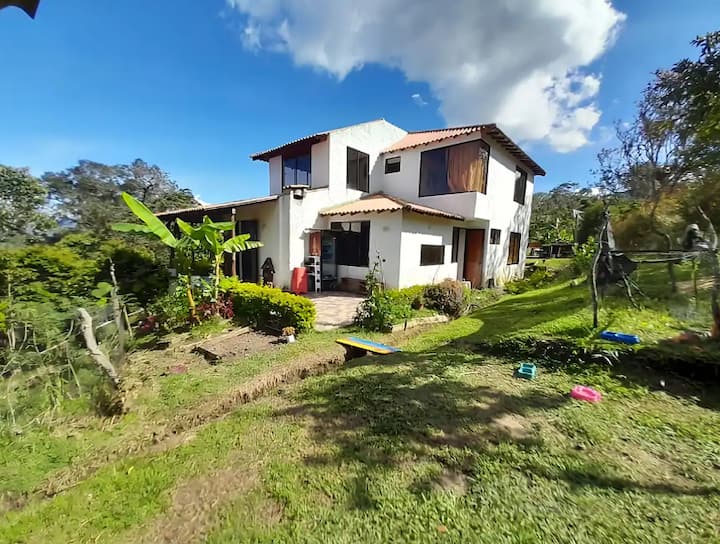 Room Family 5star Pool+lake+wifi+tv @Santander - Barbosa