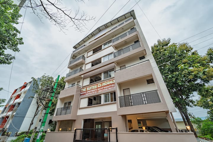 6 Bedroom Penthouse W Terrace For 18 @ Bommasandra - 벵갈루루