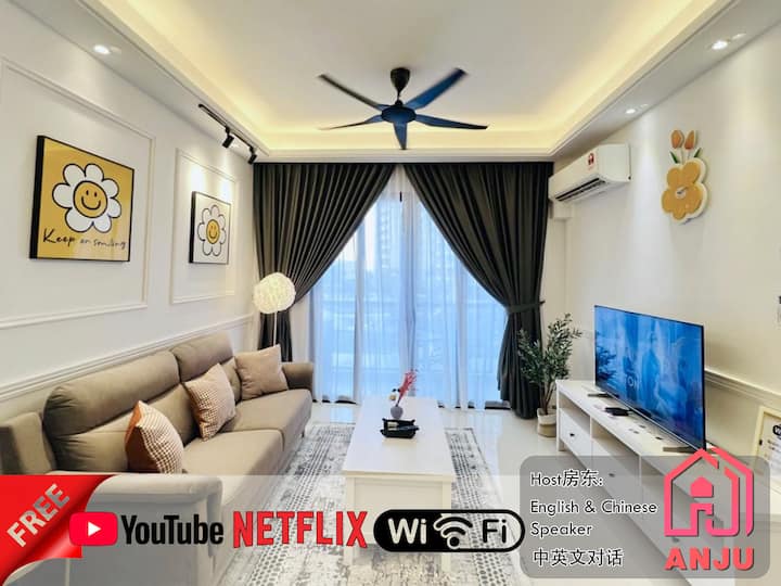 Emerald Garden1br Unit At R&f Seine Region By Anju - Woodlands