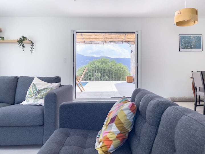 Villa Avec Piscine Et Vue Dégagée Sur Le Maquis - L'Île-Rousse