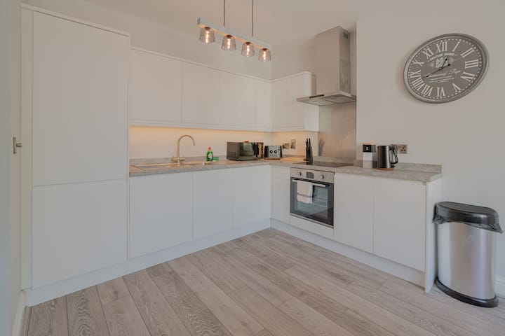 Modern 3 Bdr Apartment | City Centre| Book Now! - Brighton