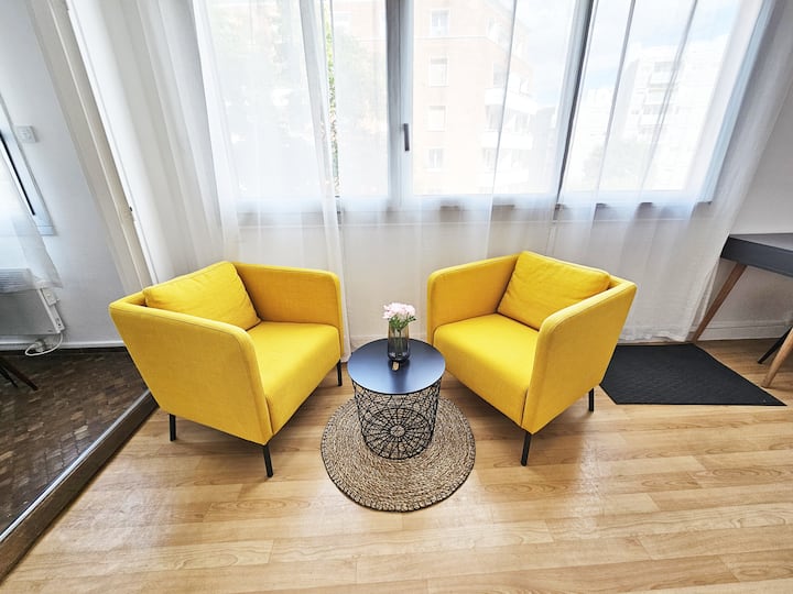 Cosy Studio Close Ladefense / Paris - Free Praking - Levallois-Perret