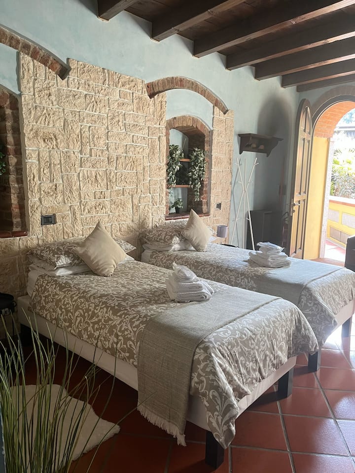 Monolocale Adelaide Abbadesse Guest House - Milán