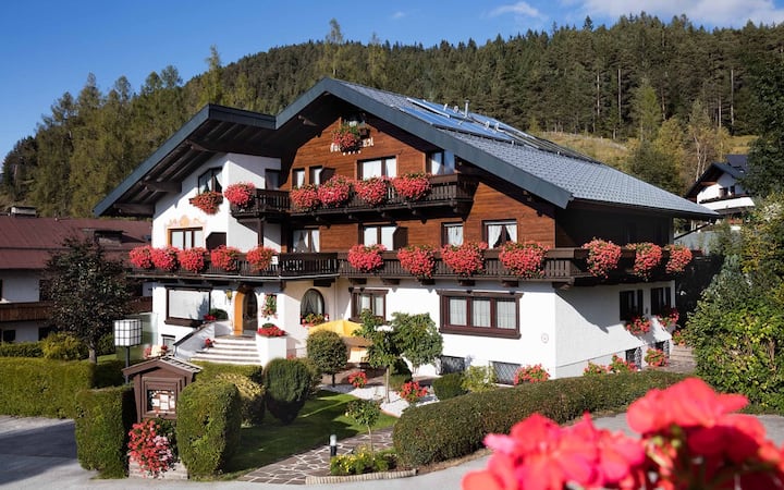 Apartment Karwendel - Seefeld in Tirol