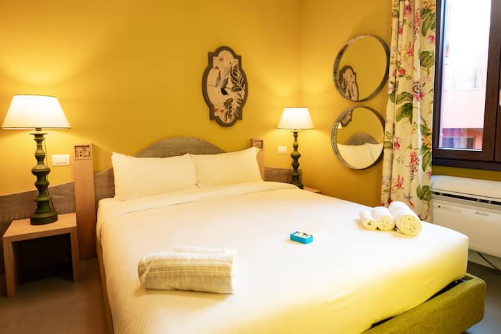 Suite N.6 Con Parcheggio Privato + A/c + Wi-fi - Côme