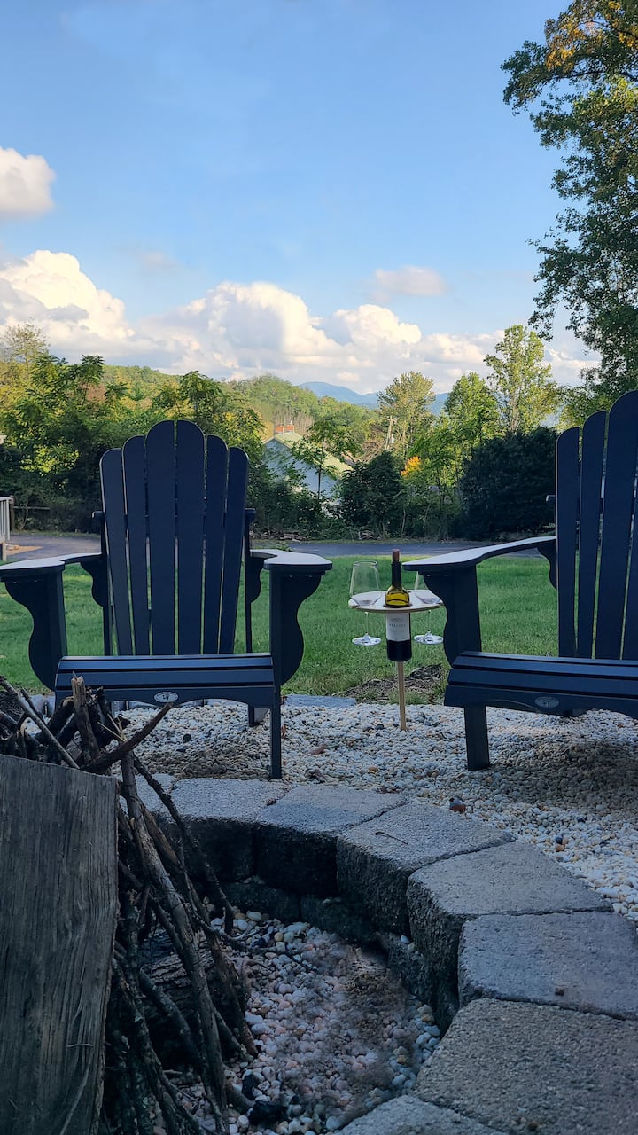 View With A Room | Mountain Home In Wine Country - Waynesboro, VA