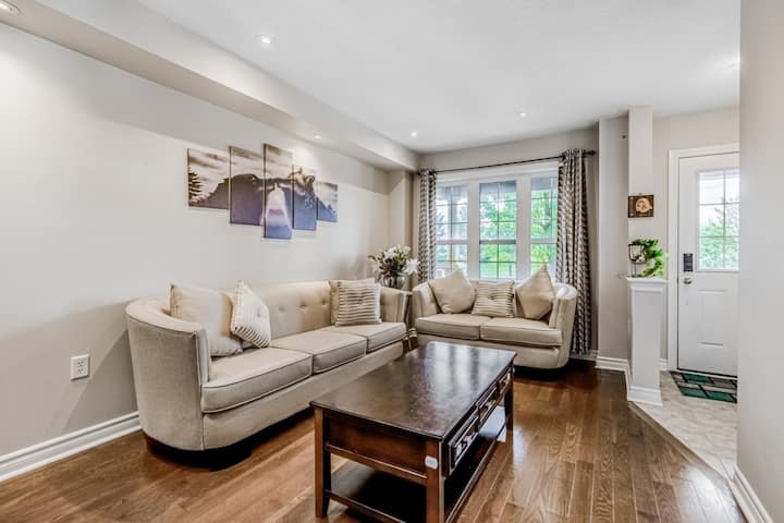 Whole Townhouse For Rent! - Milton, Canadá