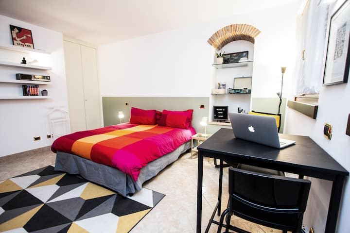 Studio Flat Near The Historic Center Of Verona. - Verona