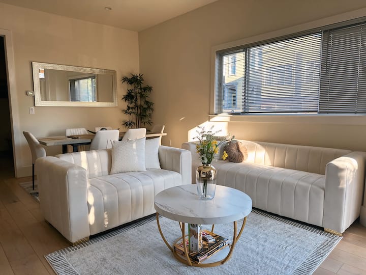 Luxe Sanctuary In San Francisco - San Francisco, CA