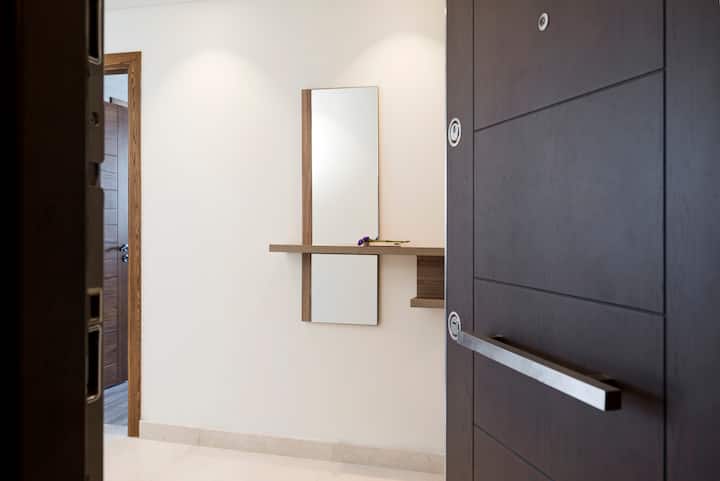 Cozy 3-br Apt In Achrafieh With 24/7 Power - Wifi - Beirut