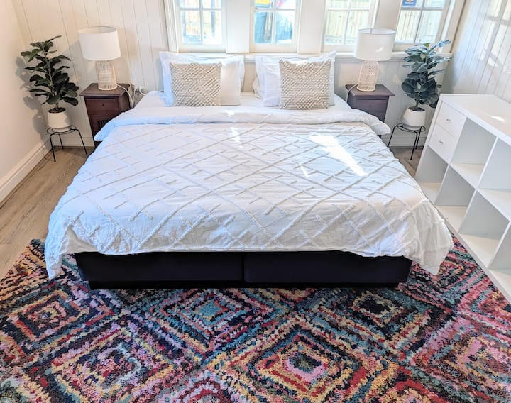 King Bed, Close To Suncorp Stadium - Brisbane