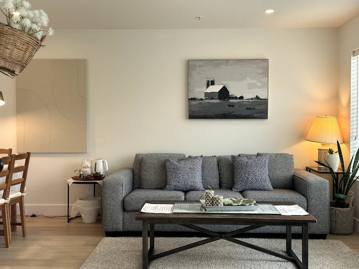 Serene & Cozy Home | Burke Mtn - Coquitlam