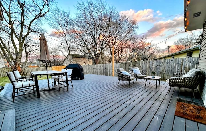 Gather Together In Westfield 8 People - Noblesville, IN