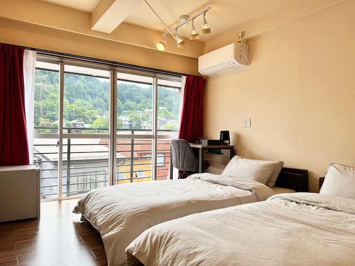 Jinya Sunset Inn - Twin Room With Private Bathroom - Takayama