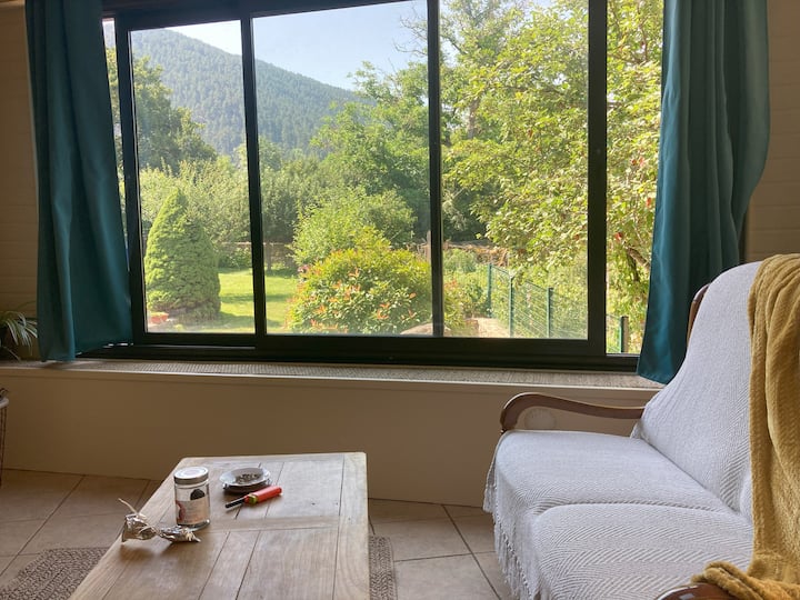 L'ostalyne En Gévaudan -2/4pers - 10' A75 - Sainte-Énimie